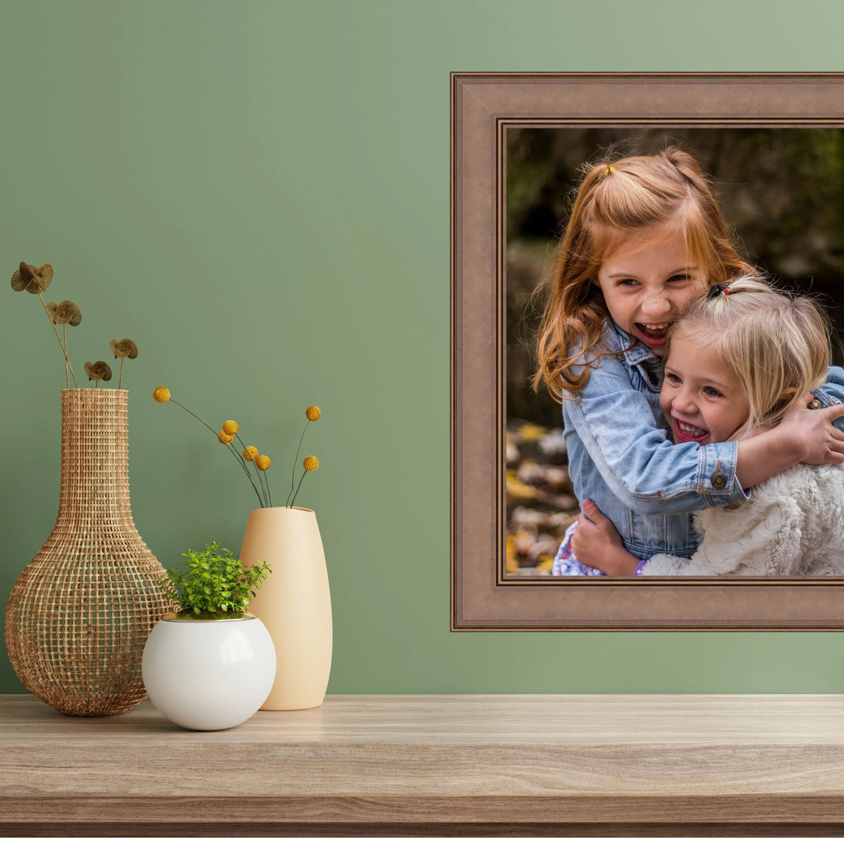 2025 Mocha Mousse Bronze Picture Frame