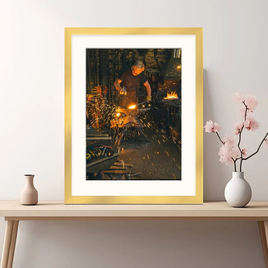 Modern Flat Lighting Gold Picture Frame